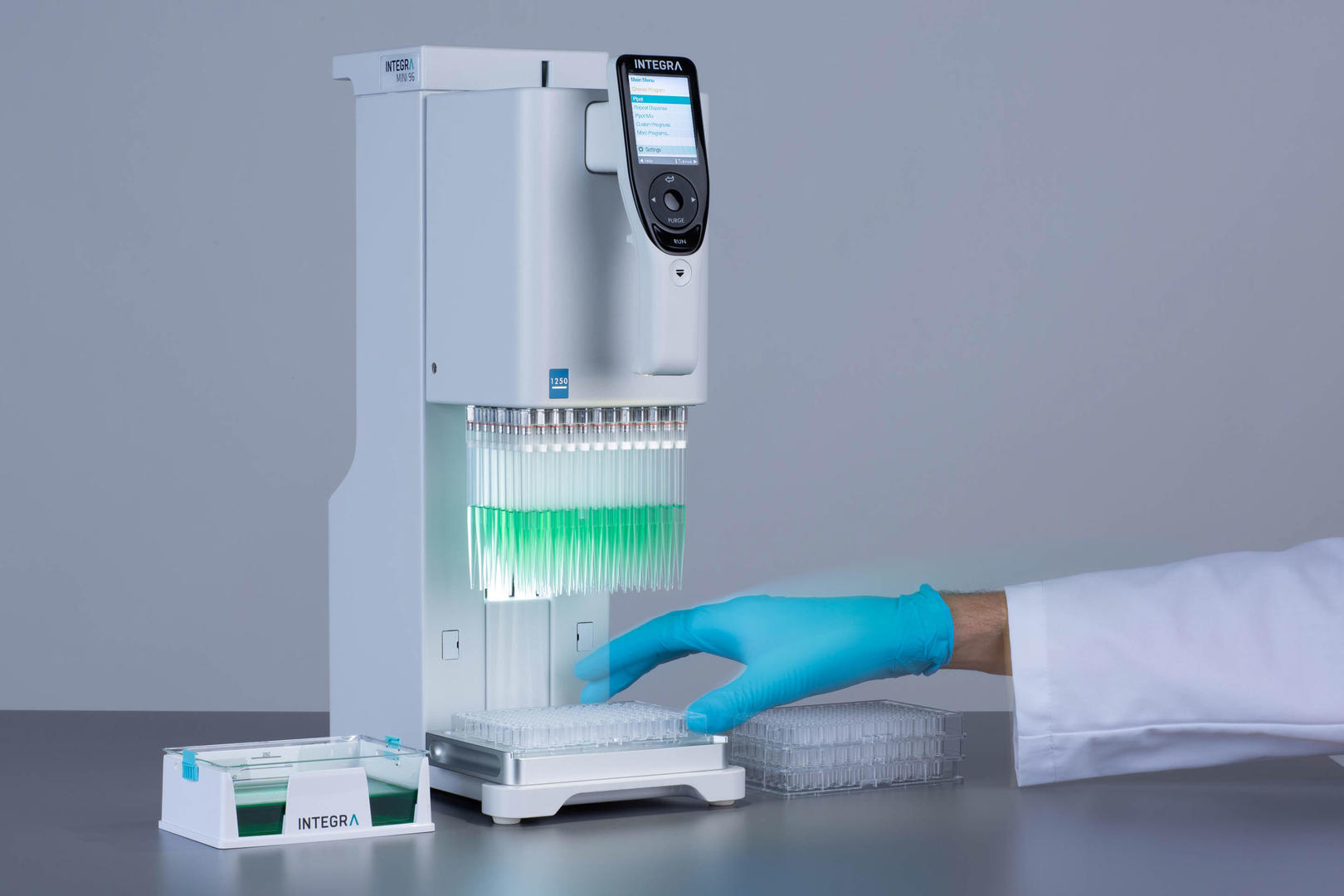 Portable Electronic Pipettes - MINI 96 | LPP Group